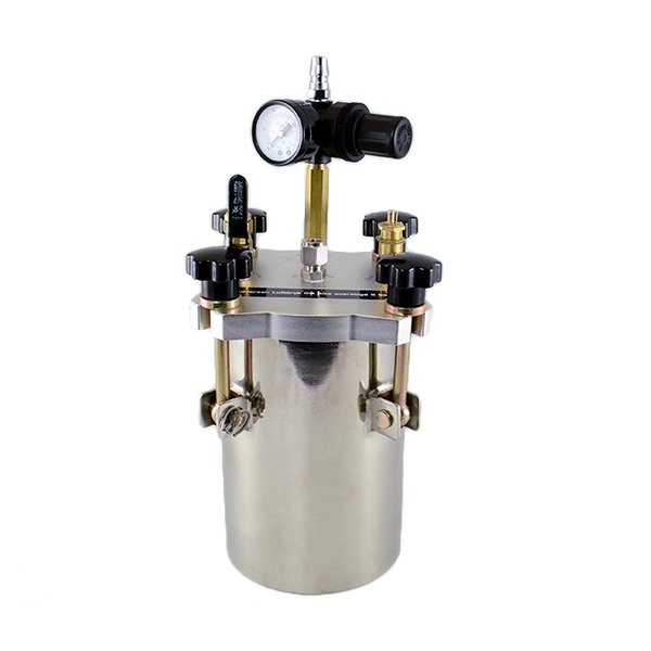 Stainless steel pressure tanks and material reservoirs for dispensing
